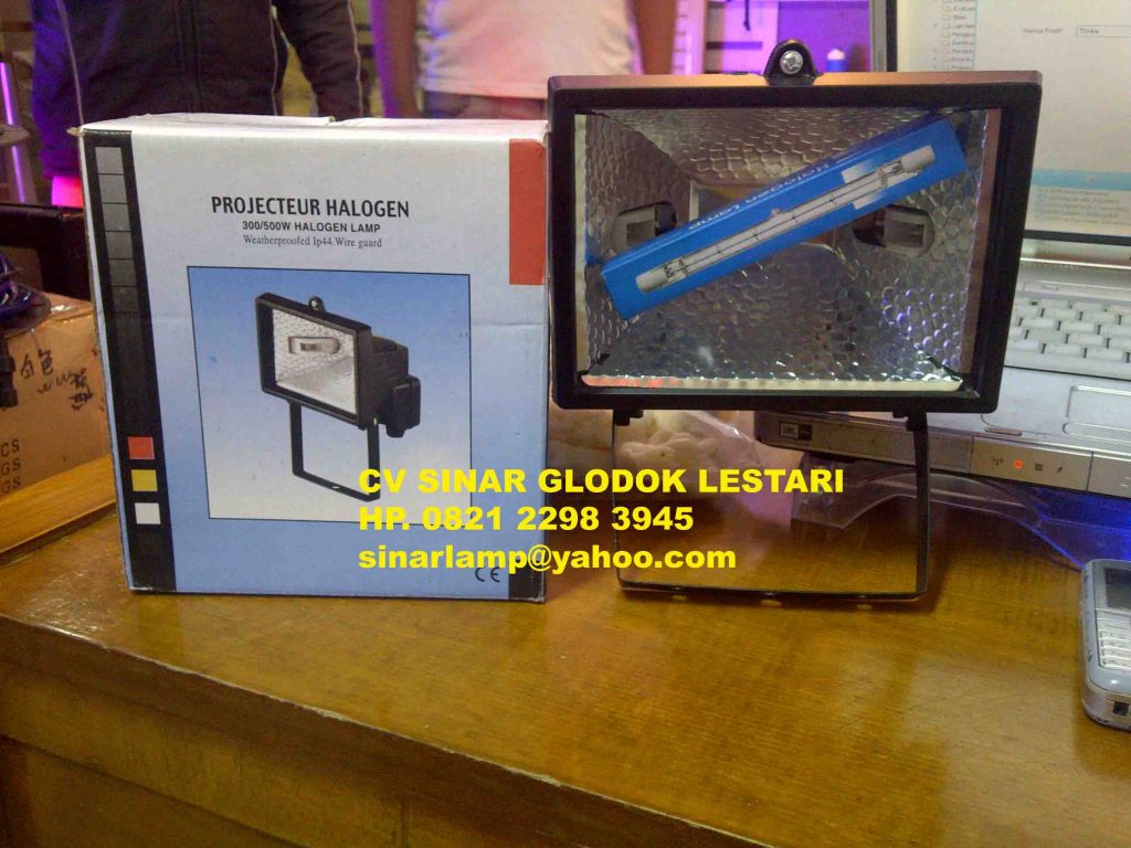 79. Lampu Sorot Murah Halogen 300 watt - Agen dan Distributor Lampu ...